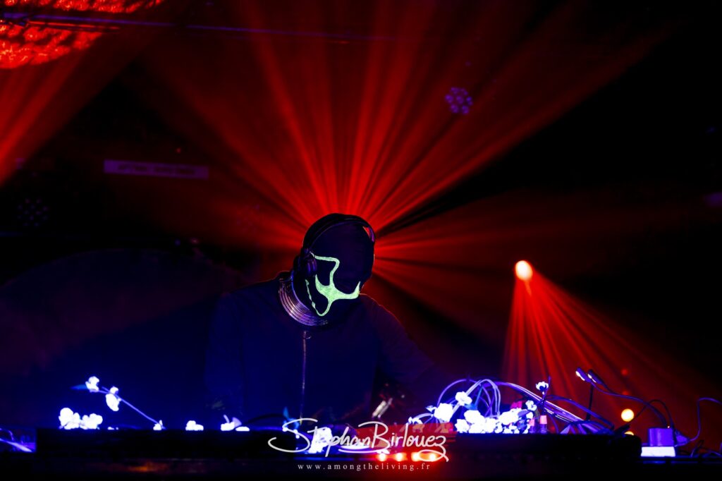 HORSKH – SONIC AREA Backstage by The Mill - Among The Living - 2026
